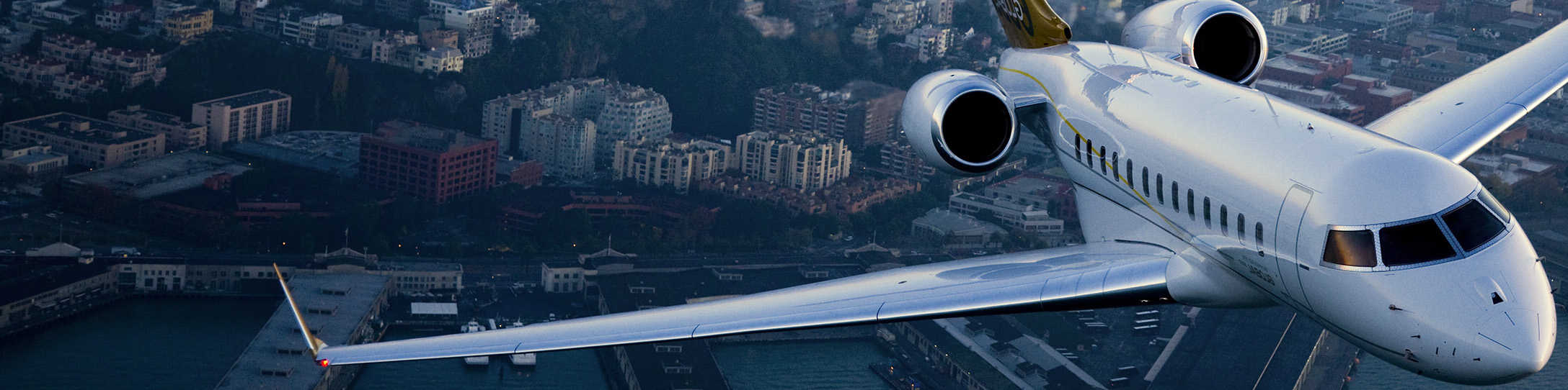 private jet flying over chicago citation | Concord Private Jet